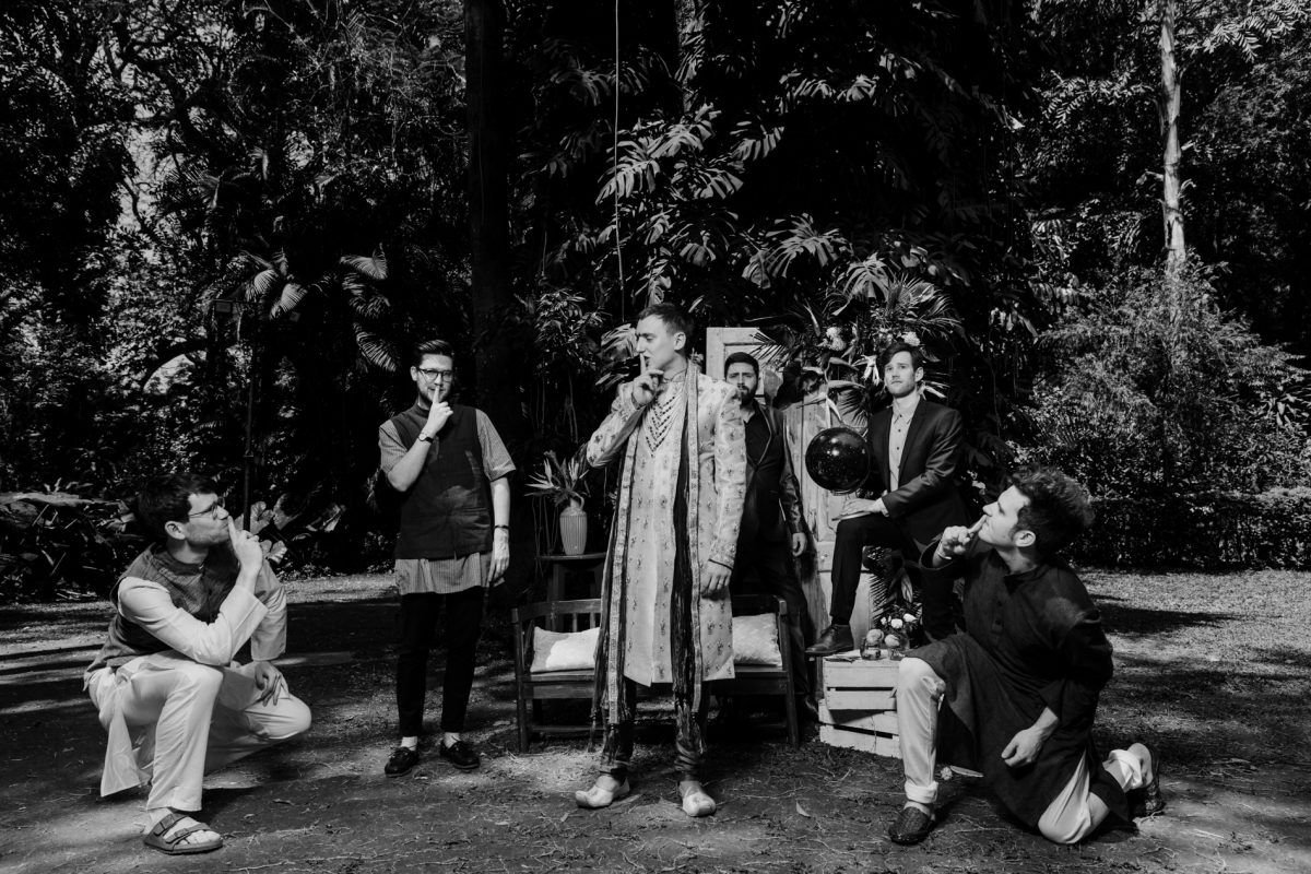 Amazingly Fun Shots To Click With Your Squad